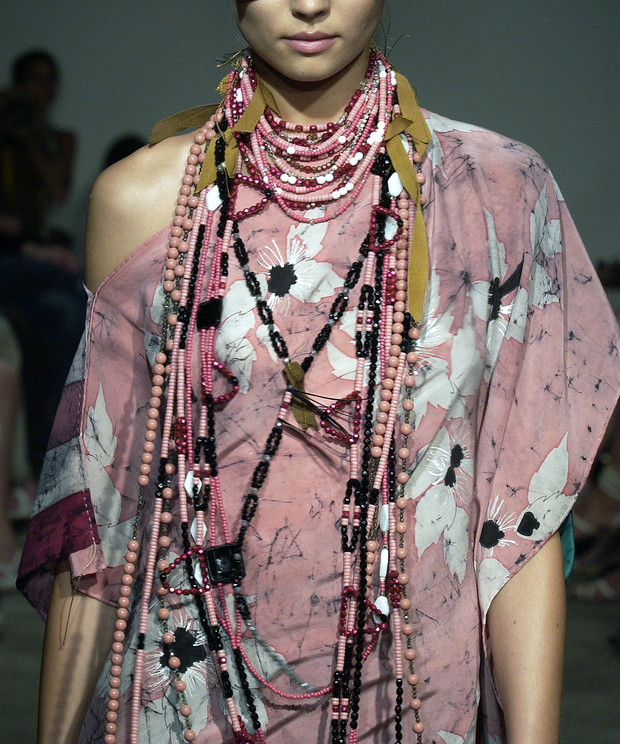 2004 - L'inhumaine • Fred Sathal